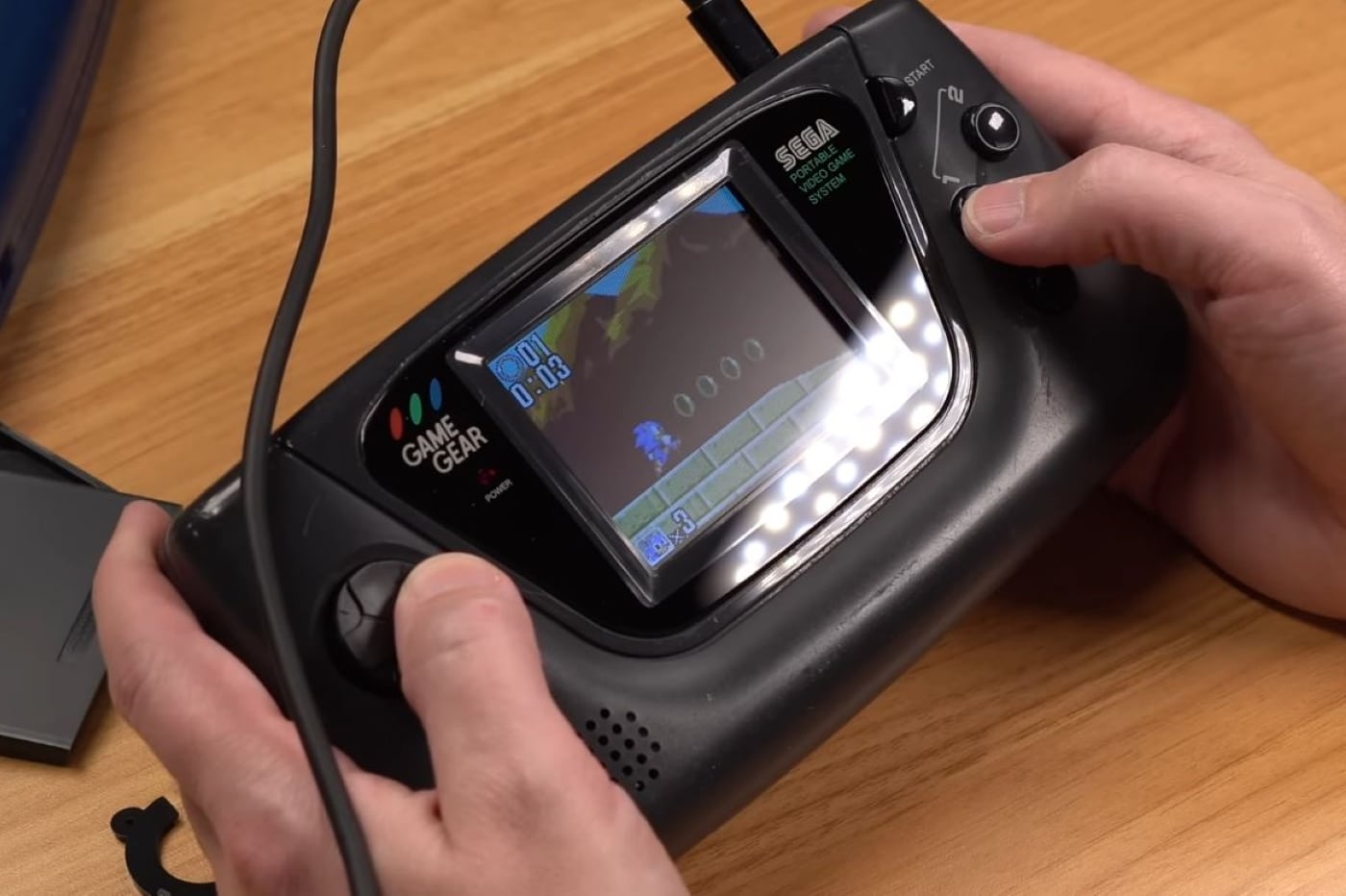Installer un Raspberry Pi dans une SEGA Game Gear ? C'est possible ...